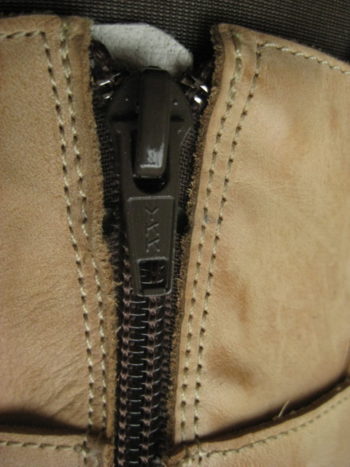 Zipper Lock - add yourself a lock to on a existing zipper